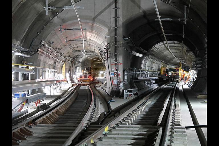 Elizabeth Line launch planned for 2020-21 | Metro Report International ...